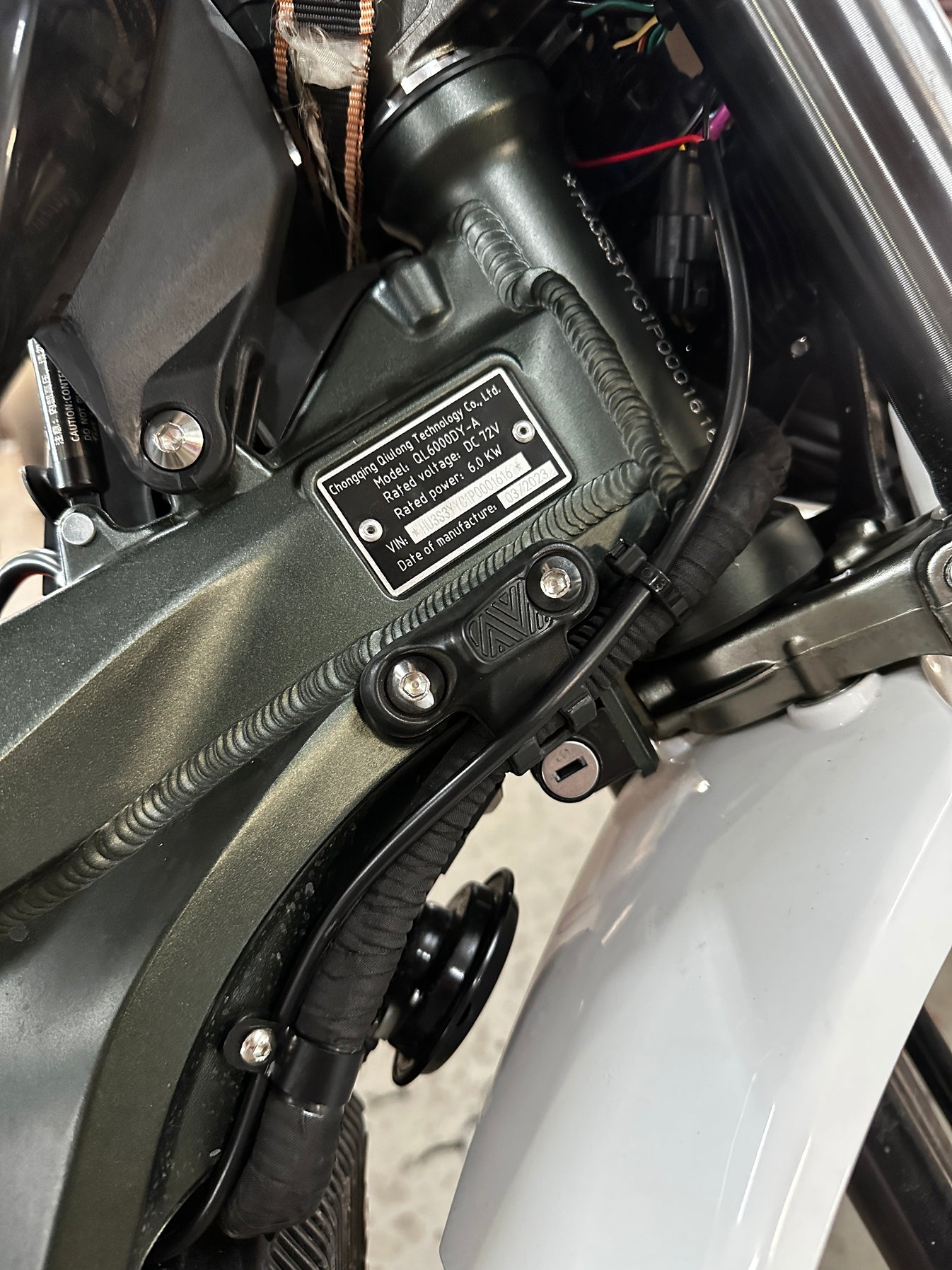 EMoto Worx Surron Ultra Bee Off Road Rear Tail Light Harness – EmotoWorx